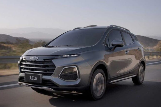 JAC JS3 2025 - фото в новом кузове: салон, вид снаружи, багажник