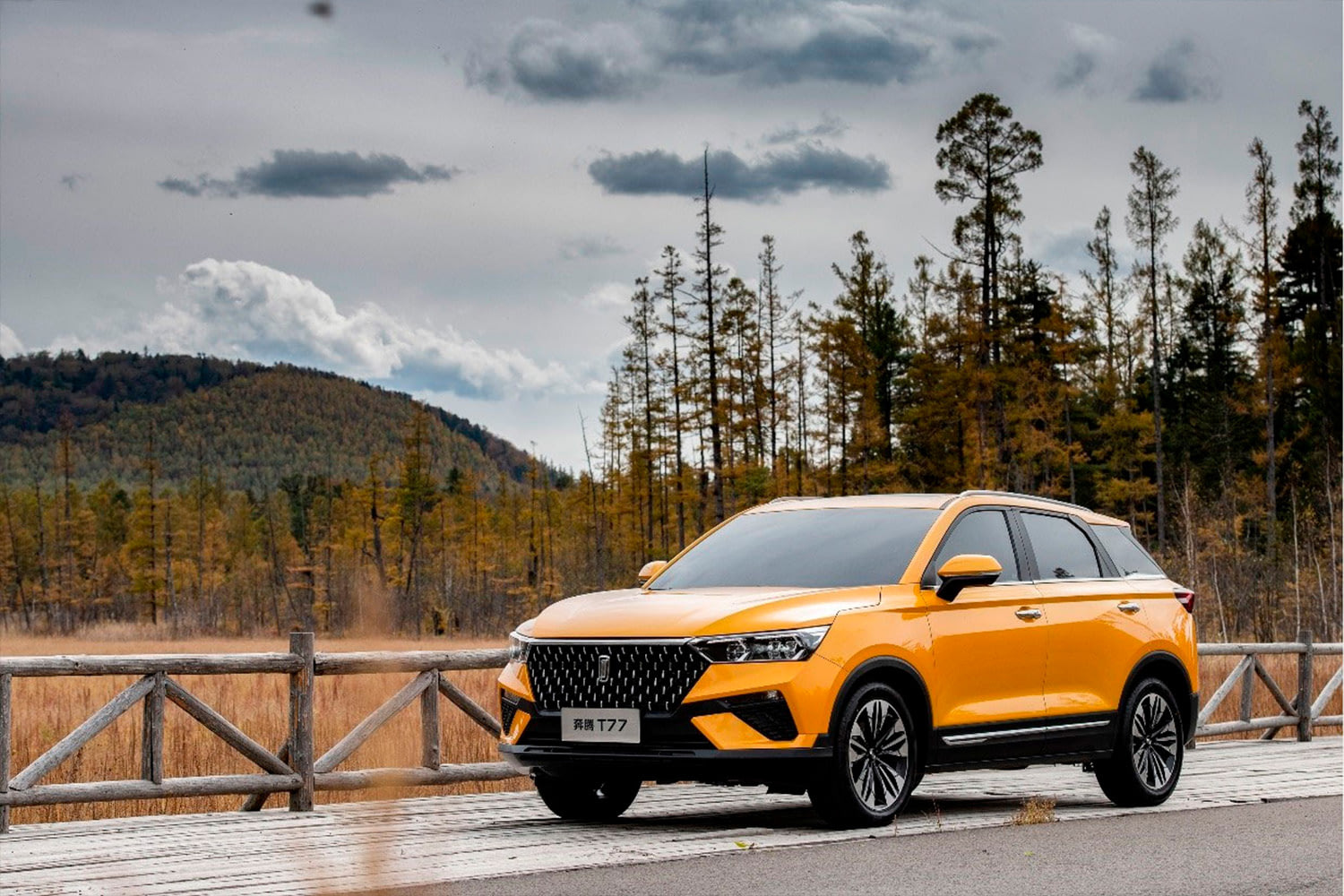 FAW Bestune T77 2025 - фото в новом кузове: салон, вид снаружи, багажник