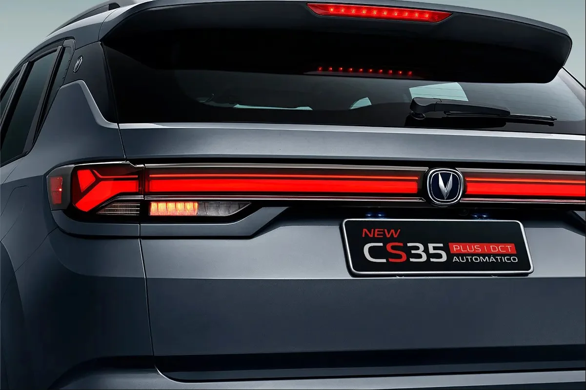 CHANGAN CS35PLUS 2026 - фото в новом кузове: салон, вид снаружи, багажник