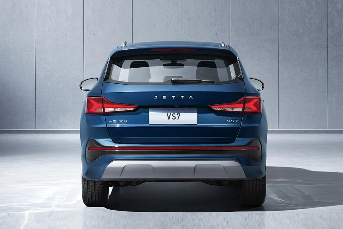 JETTA VS7 2025 - фото в новом кузове: салон, вид снаружи, багажник