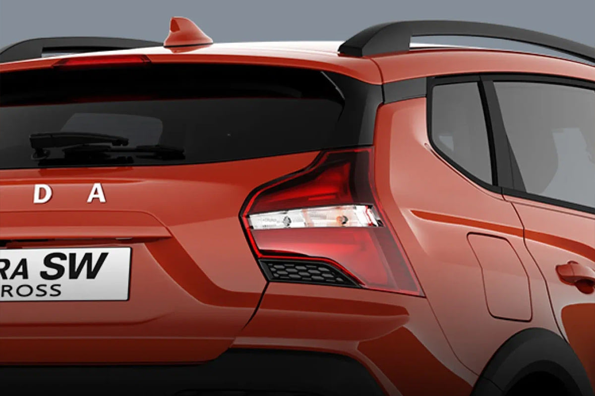 LADA Iskra SW Cross 2025 - фото в новом кузове: салон, вид снаружи, багажник